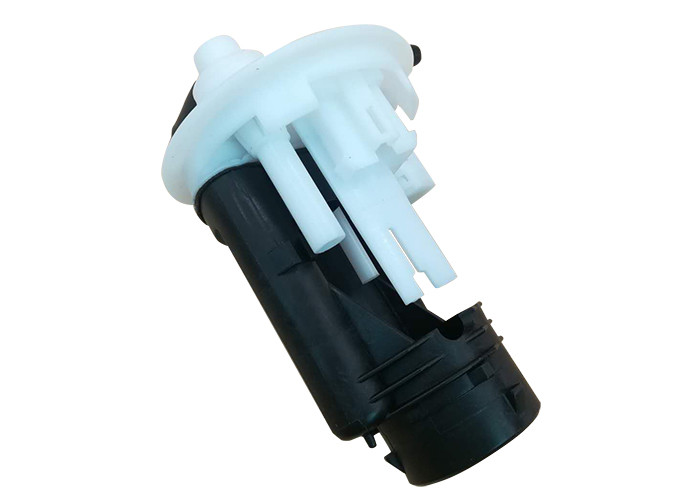 Standard Size Car Fuel Filter For Japanese Car 15100-81A02 / 1510081A02 ...